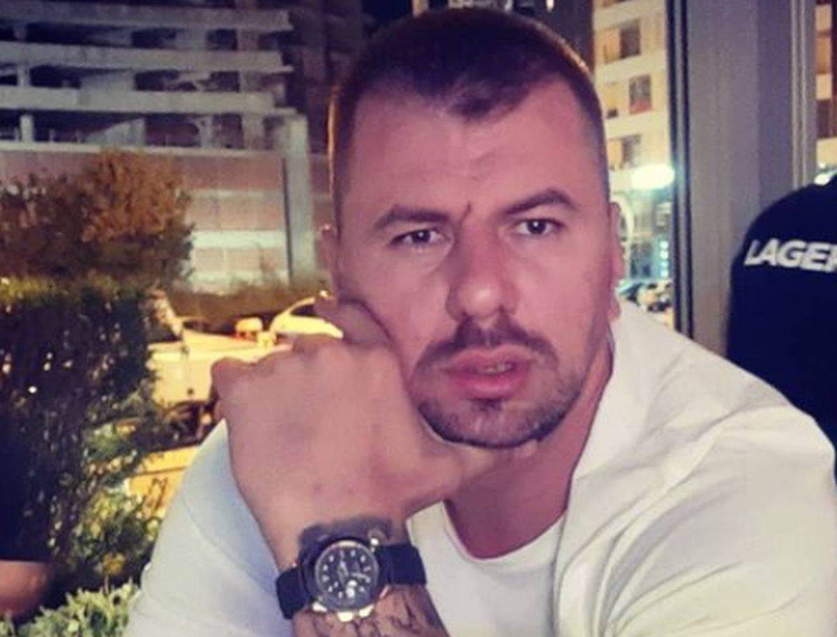 Marko Janjušević Janjuš s novom devojkom | Mondo