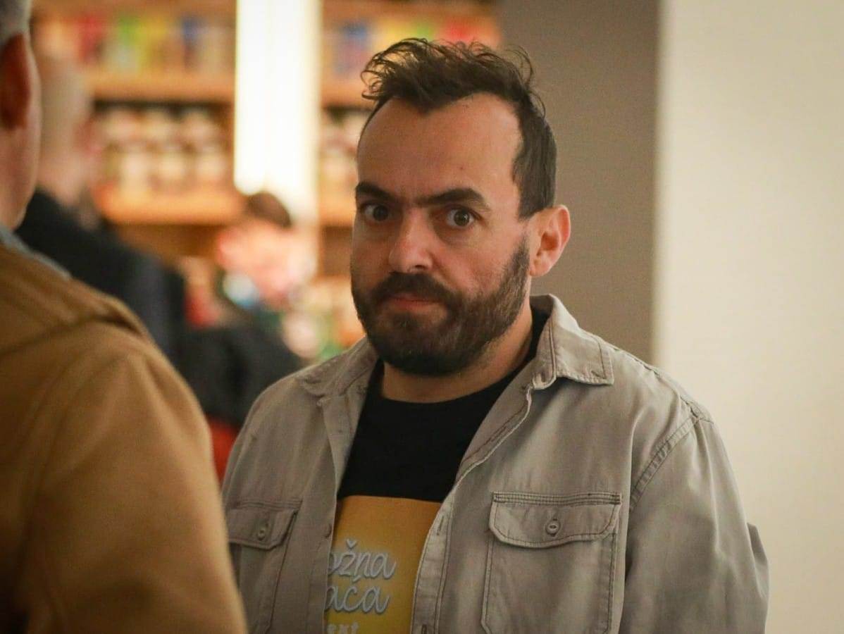 Zbog ove bolesti se Nenadu Okanoviću promenio glas | Mondo