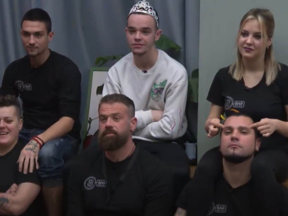 Rijaliti Bar izbacivanje | Mondo