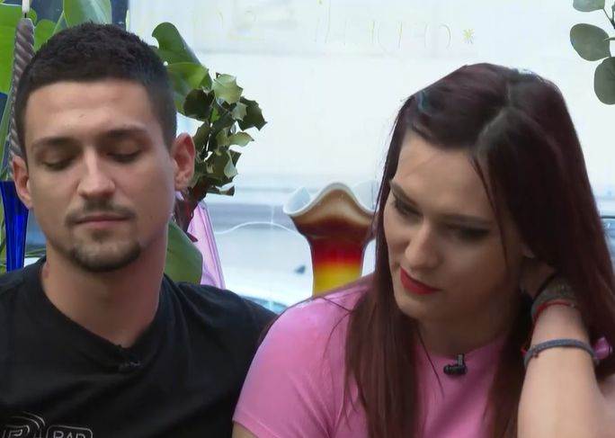 Rijaliti Bar glasanje za omiljenog | Mondo