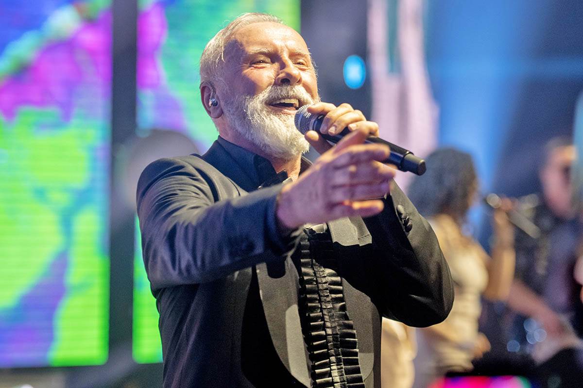 Dino Merlin Peva Za Novu Godinu Cene Aranžmana Od 1000 Evra Mondo