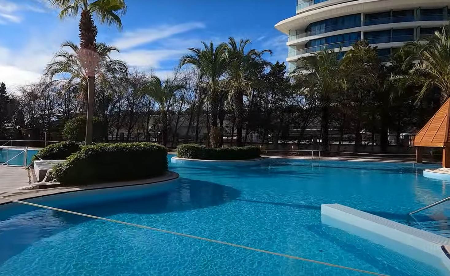 Dečak se udavio na bazenu u Antaliji | Mondo