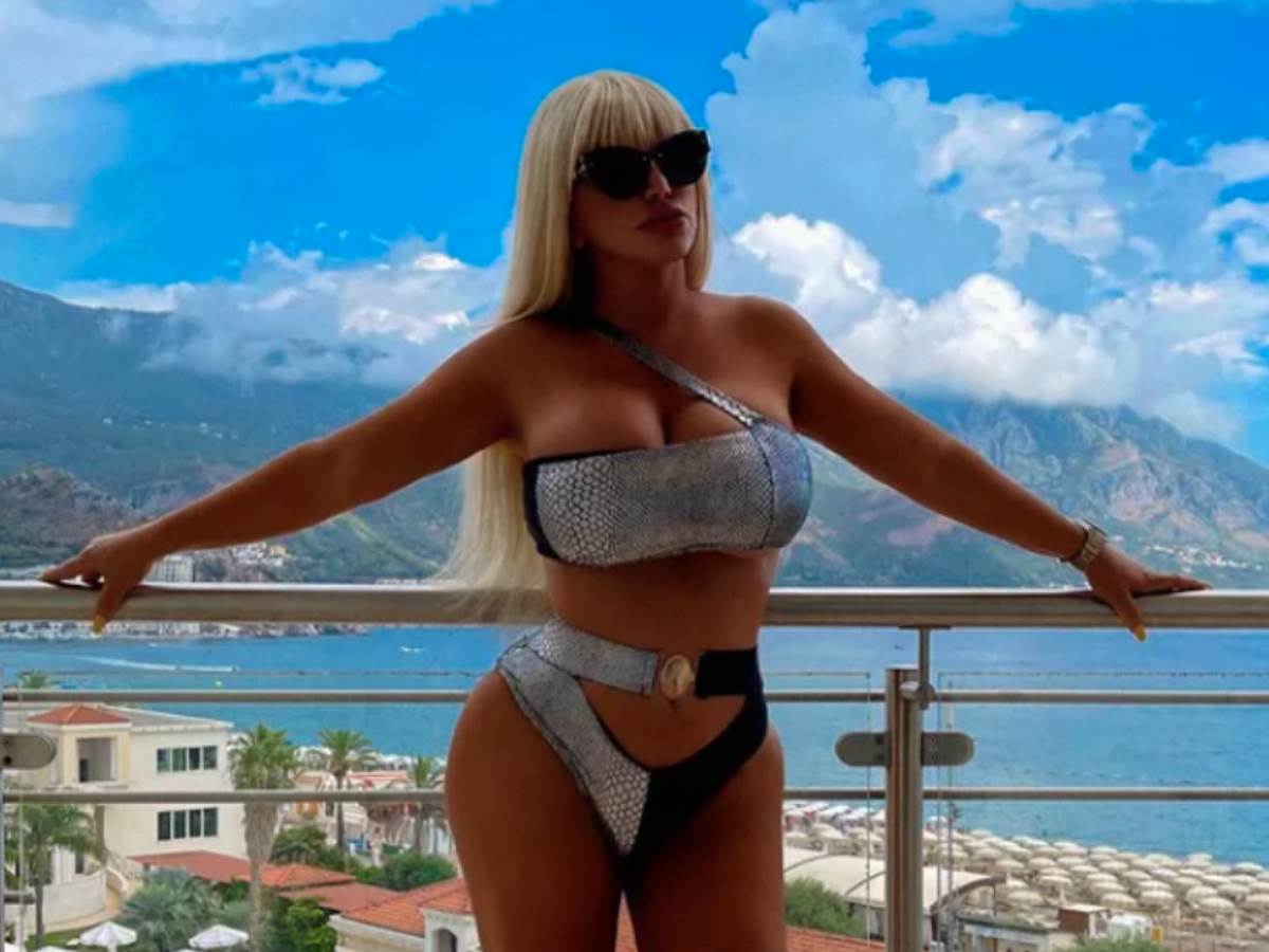 Dara Bubamara u bikiniju | Mondo