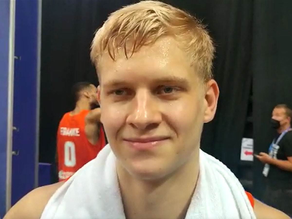 MONDO intervju Kaj van der Vurst psuje na srpskom | Mondo