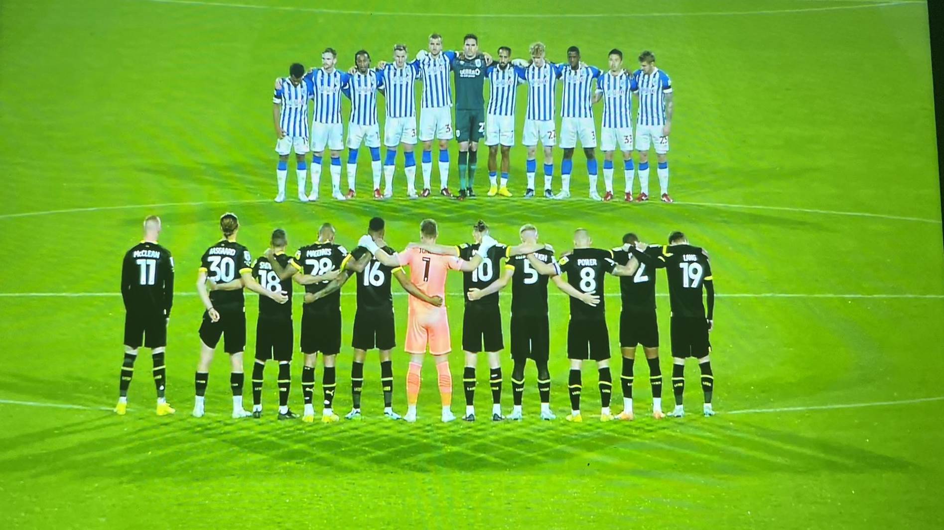 Irac Džejms Meklin i minut ćutanja za kraljicu | Mondo