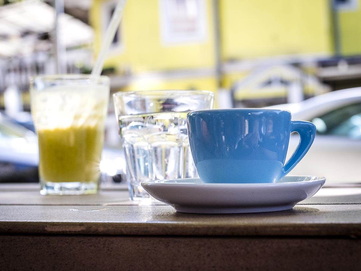 Cena kafe i čaja u kafani u Prokuplju | Mondo