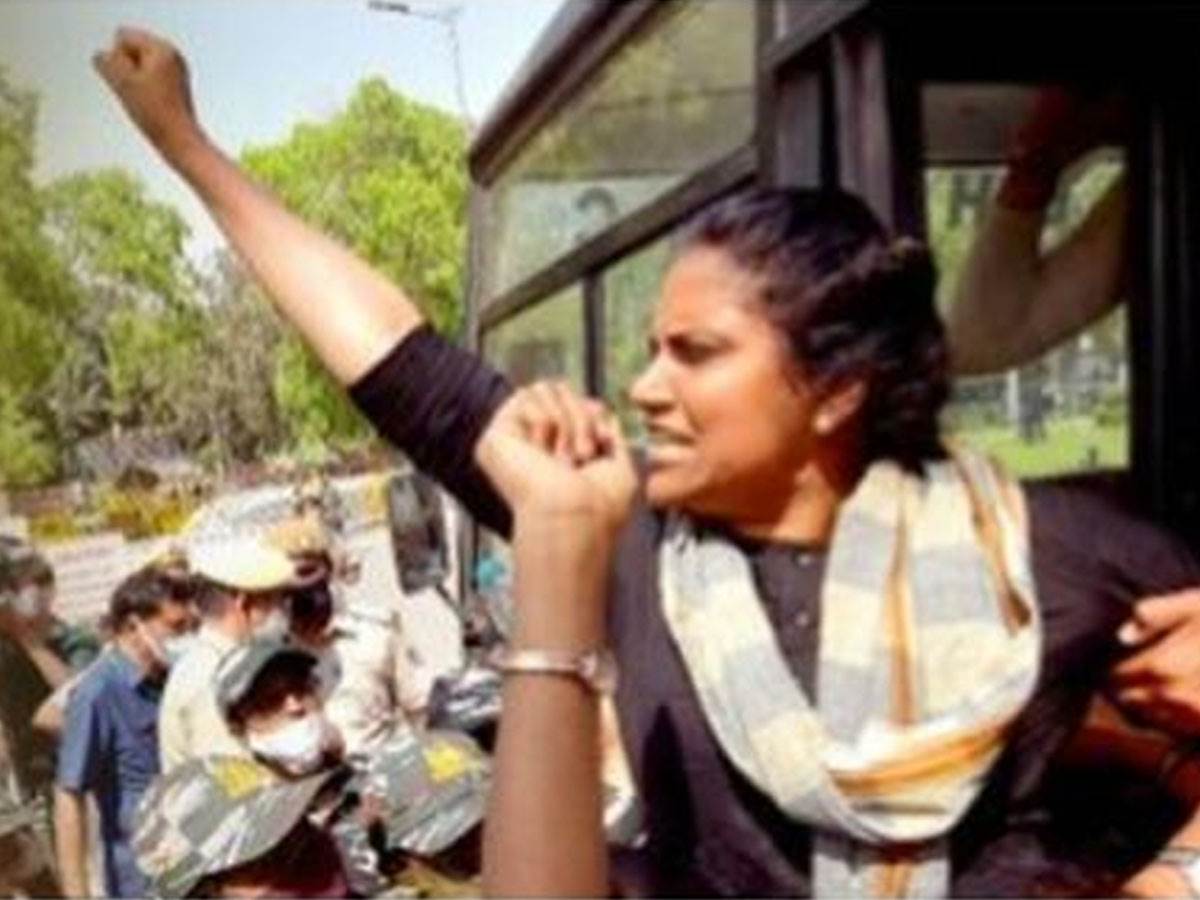 Indijska političarka jebi mather hit u regionu | Mondo