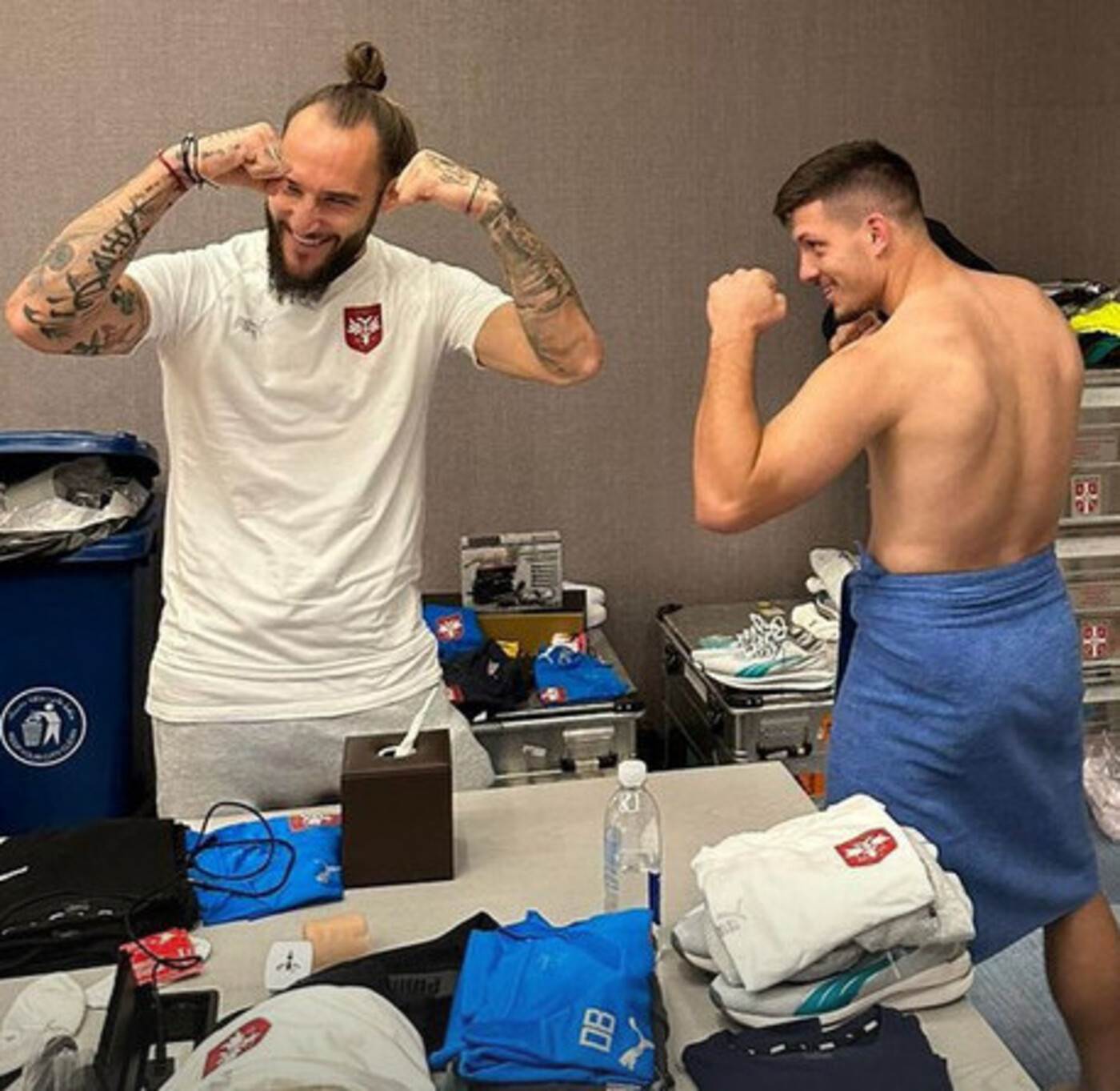 Luka Jović i Nemanja Gudelj slika zajedno u Kataru | Mondo