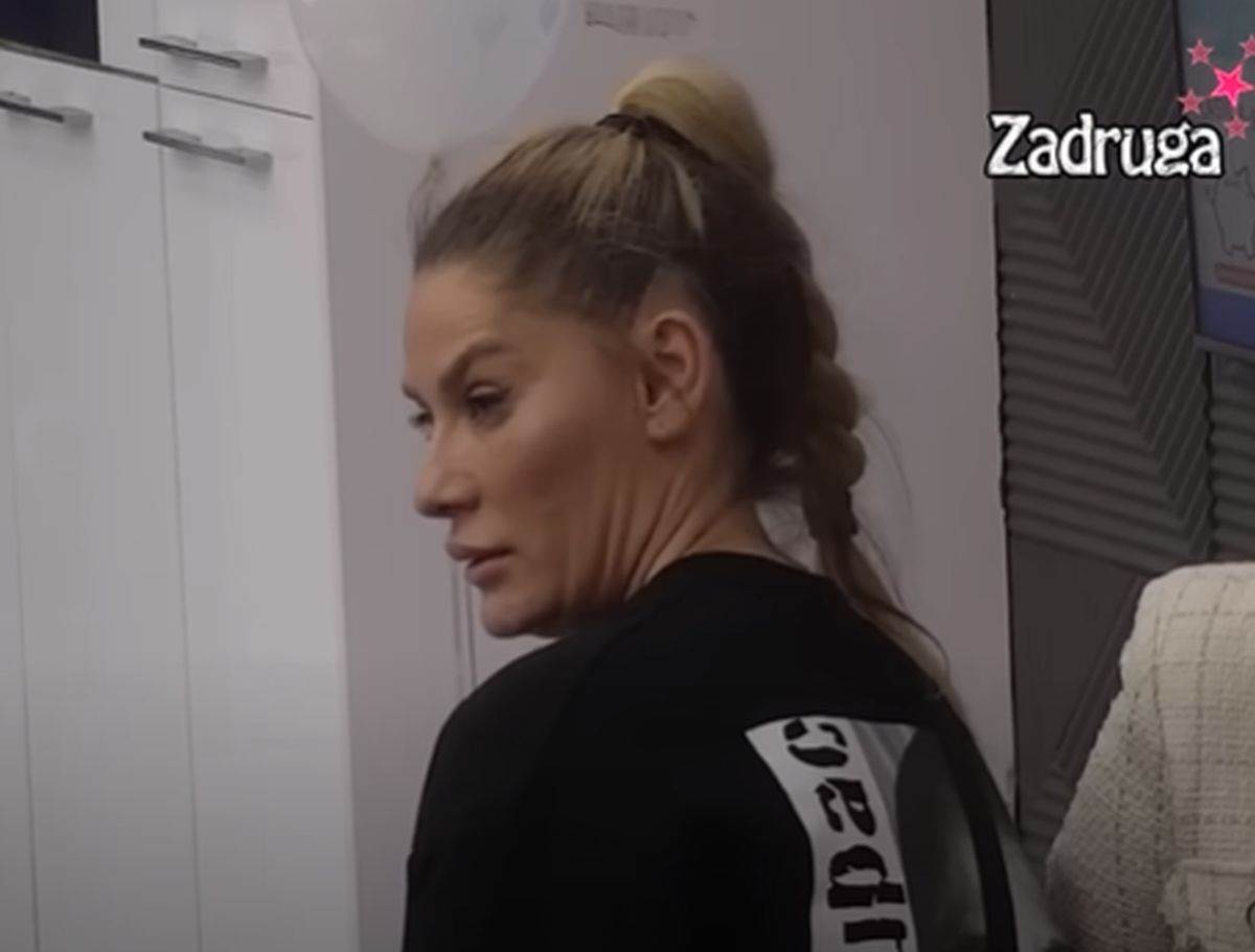 Ana Ćurčić o nasilju Zvezdana Slavnića | Mondo