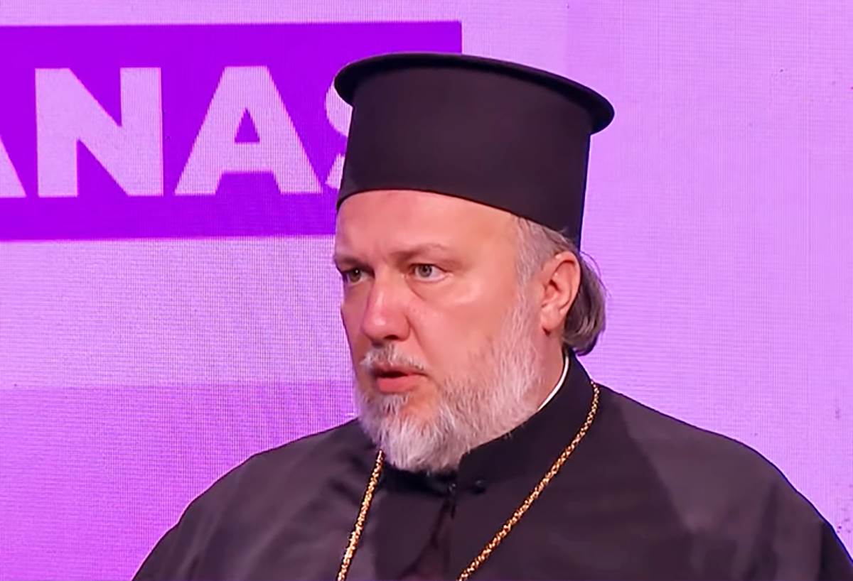 Kolike su plate i penzije sveštenika | Mondo