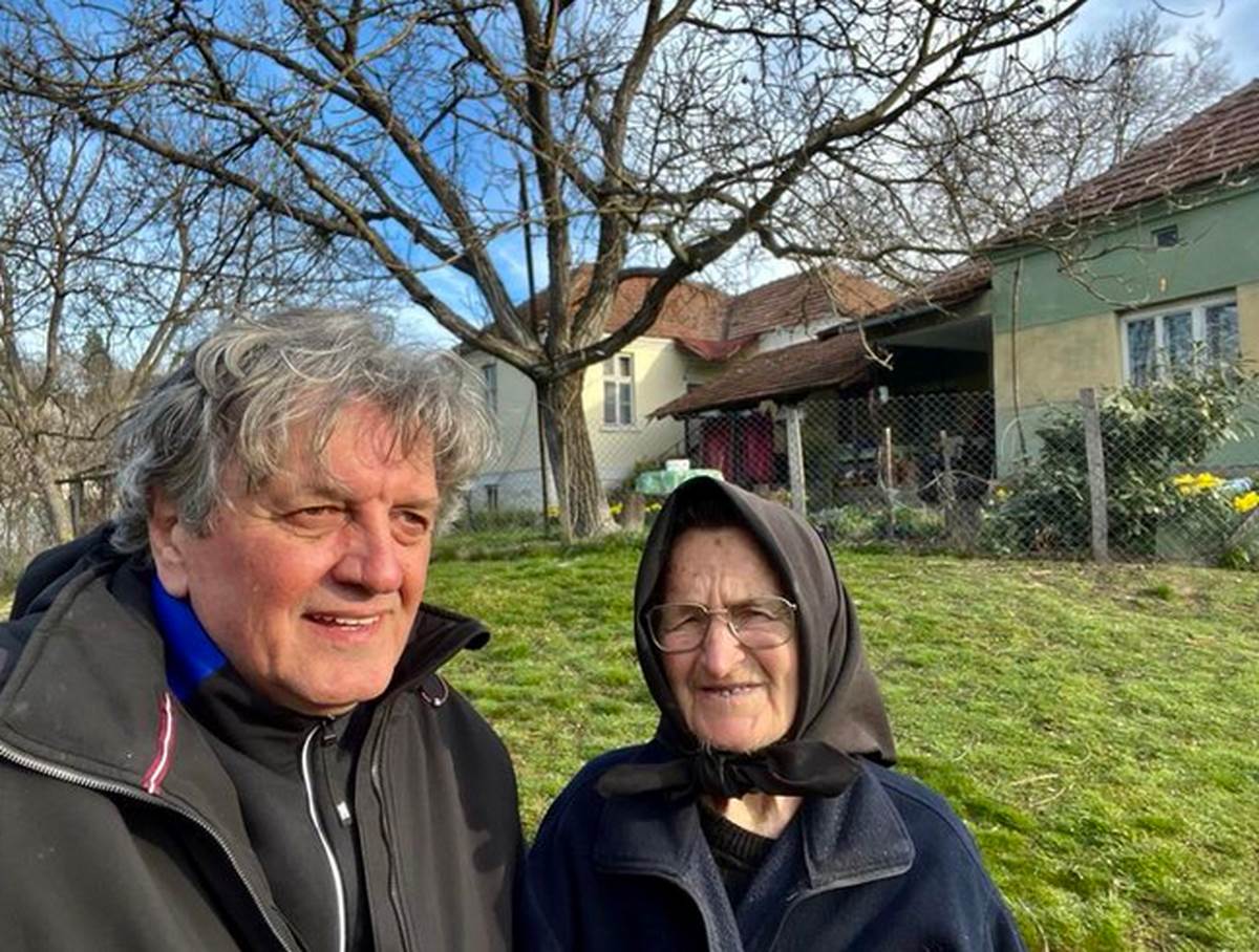 Kuća gde je snimana serija Selo gori, a baba se češlja | Mondo