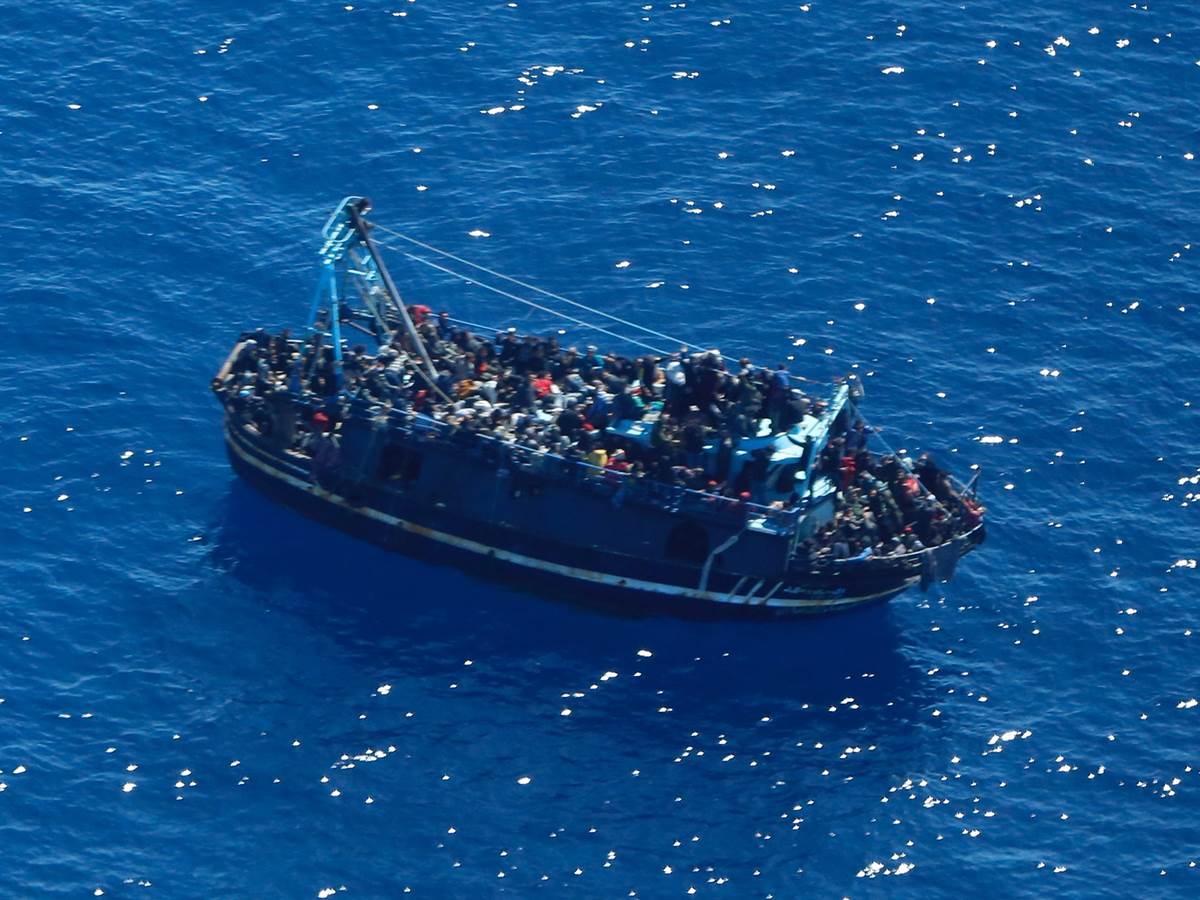 Tone brod sa 400 ljudi u Sredozemnom moru | Mondo