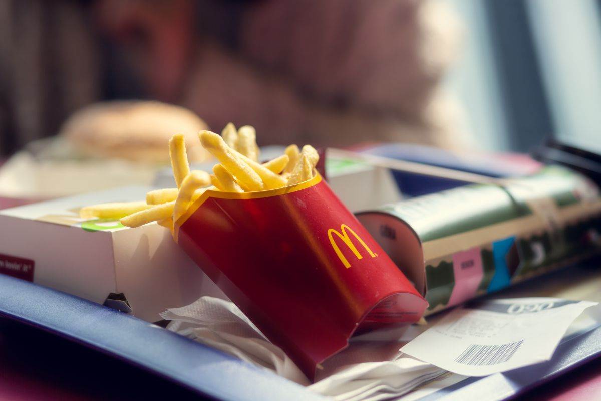 Šta se stavlja u pomfrit iz Meka | Mondo