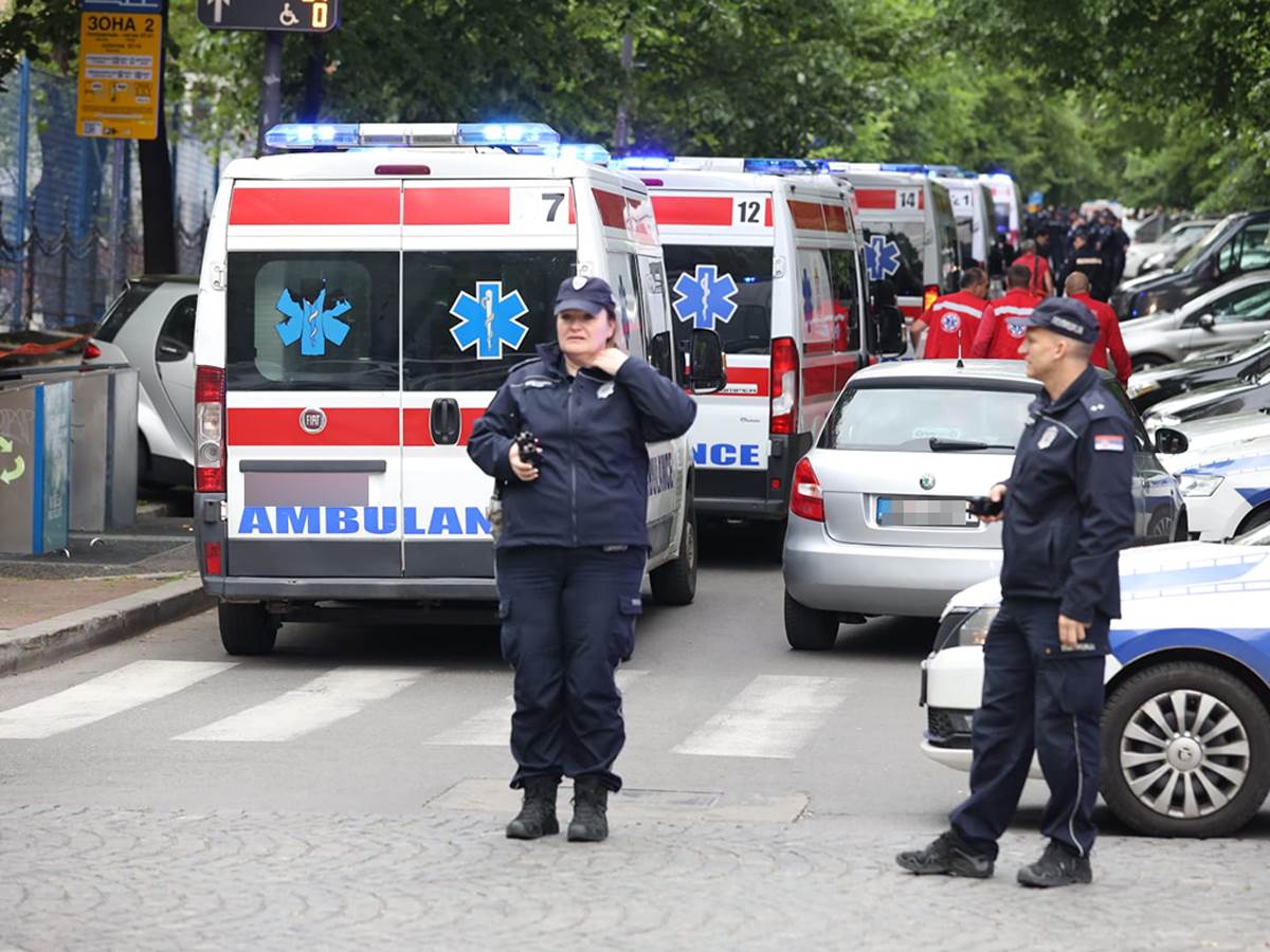 Uhapšen učenik koji je pucao u školi na Vračaru | Mondo