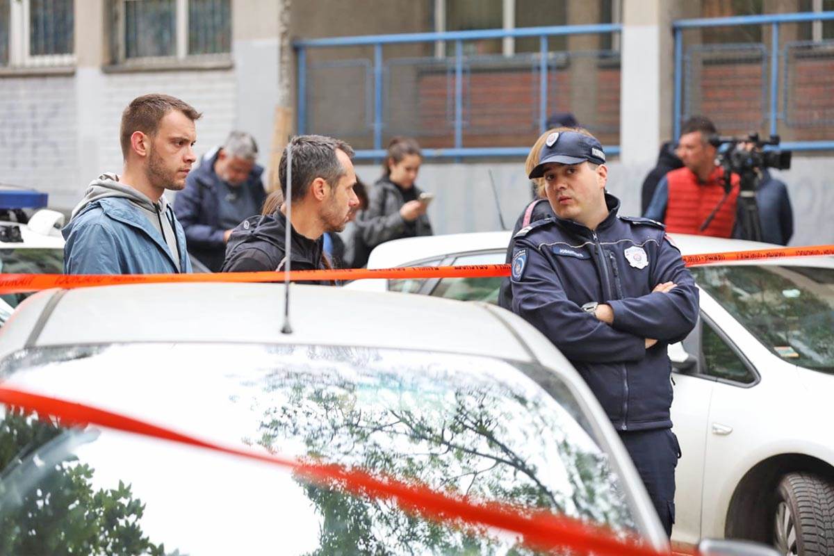 Oglasio se otac učenice koja je prisustvovala pucnjavi u osnovnoj školi ...