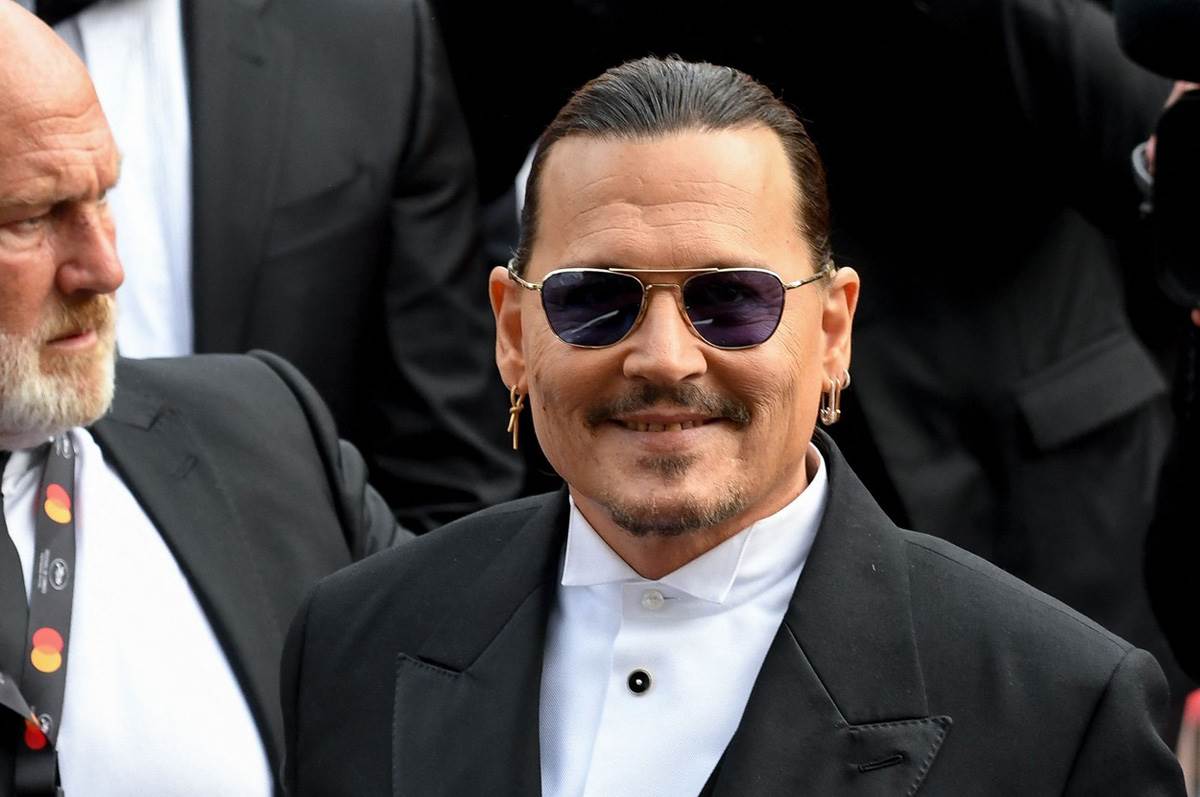 Džoni Dep uslikan s plavušom | Mondo