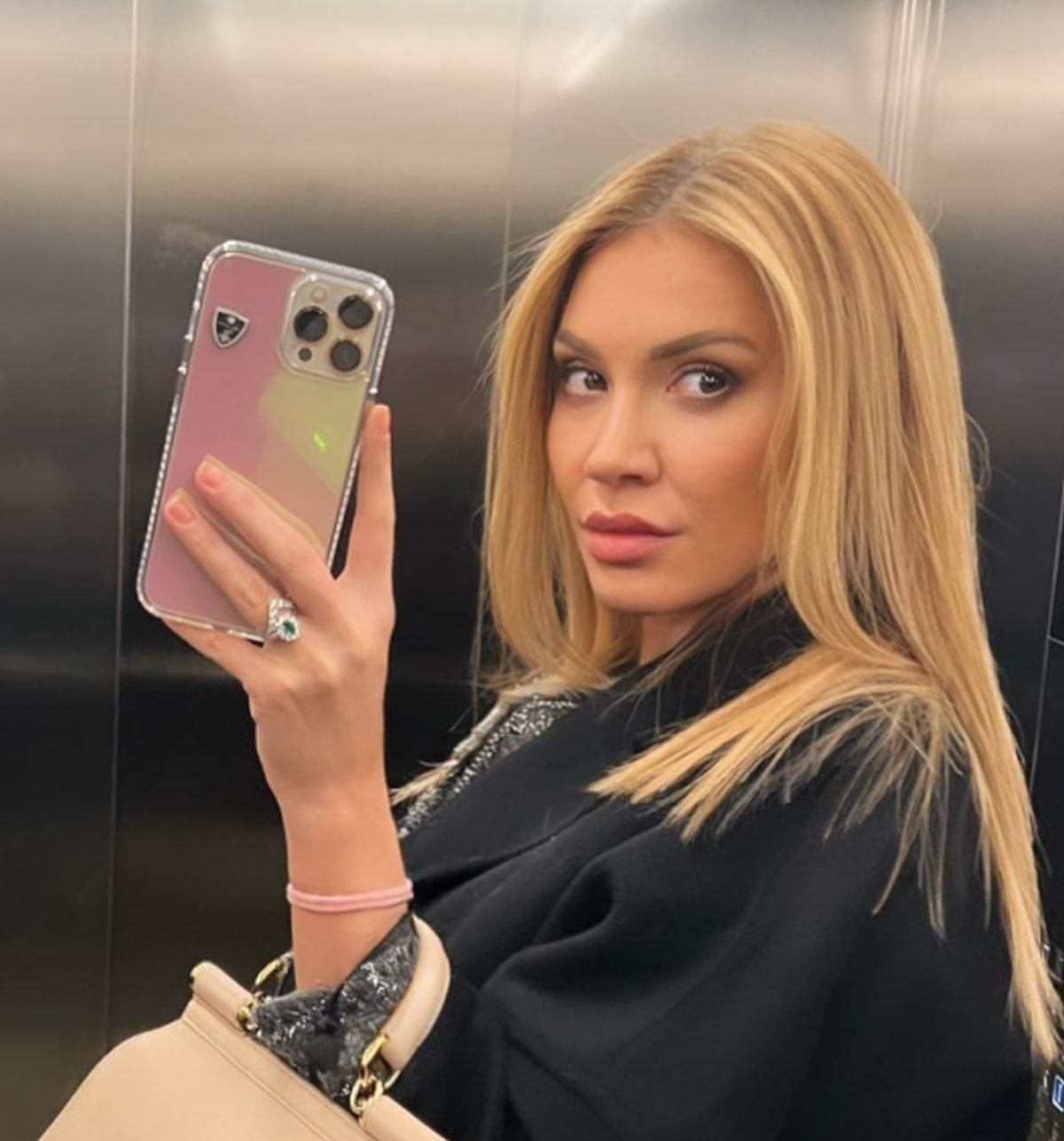 Sestra Bojane Ristivojević bila učesnica Parova | Mondo