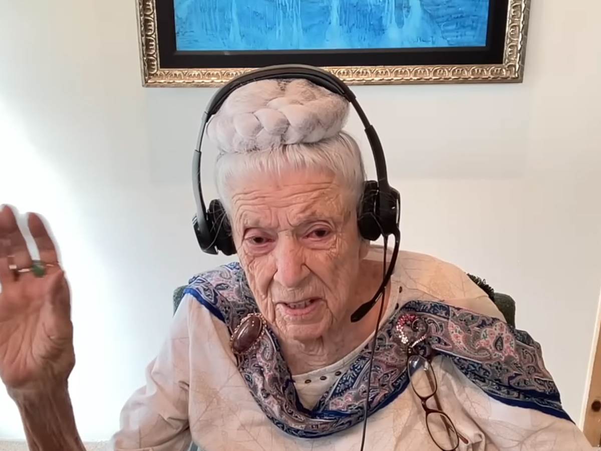 Baka 102 godine otkriva 3 tajne dugovečnosti | Mondo