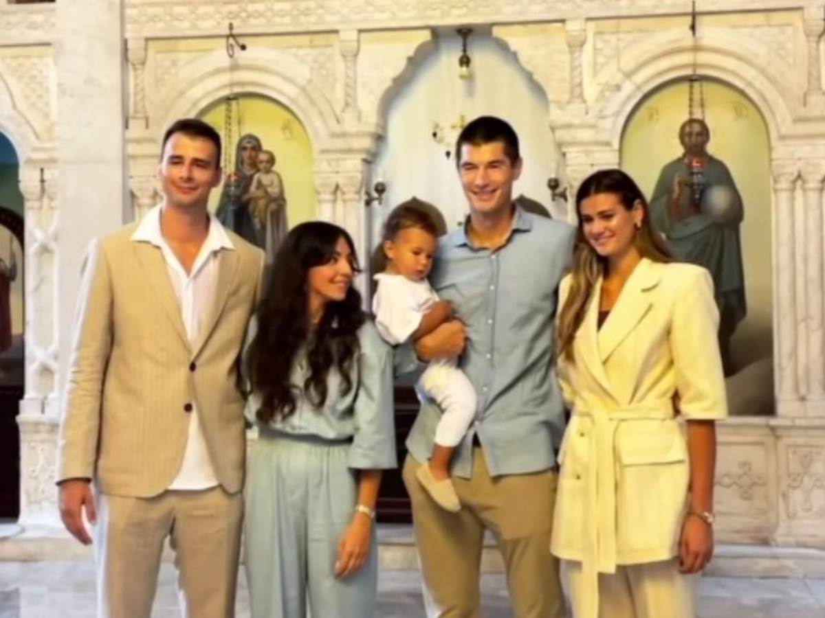 Katarina Lazović i Nemanja Dangubić kumovi Luki Mitroviću i Nini Micić ...