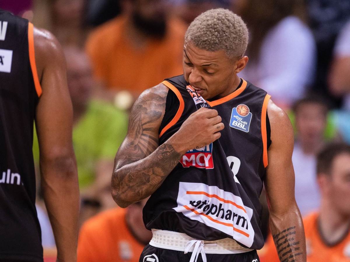 Jago dos Santos zbog Fakunda Kampaca došao u Crvenu zvezdu | Mondo