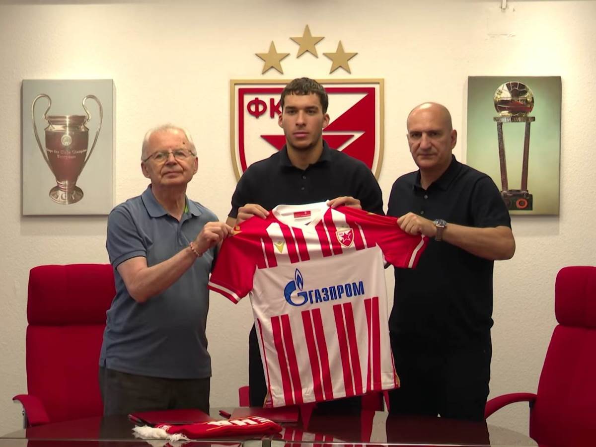 Andrej Đurić opet u Crvenoj zvezdi | Mondo