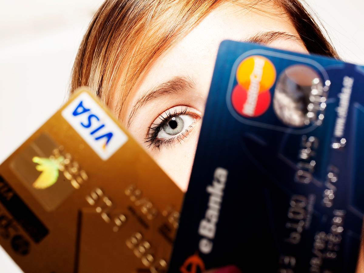 Visa i Mastercard povećavaju naknade | Mondo