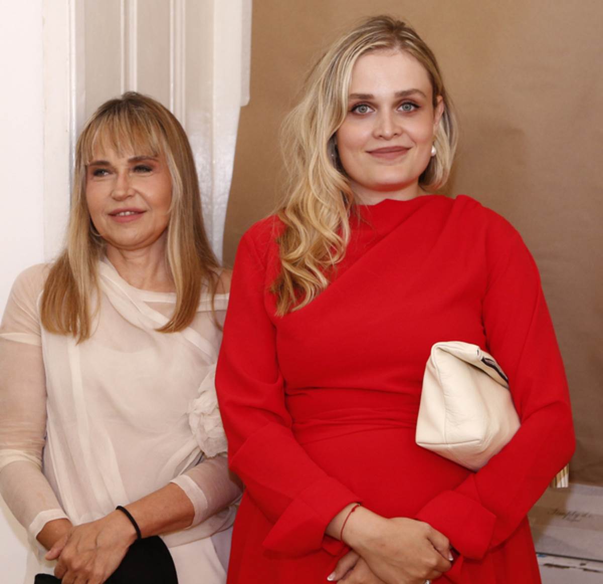 Ko je muž Anice Dobre | Mondo