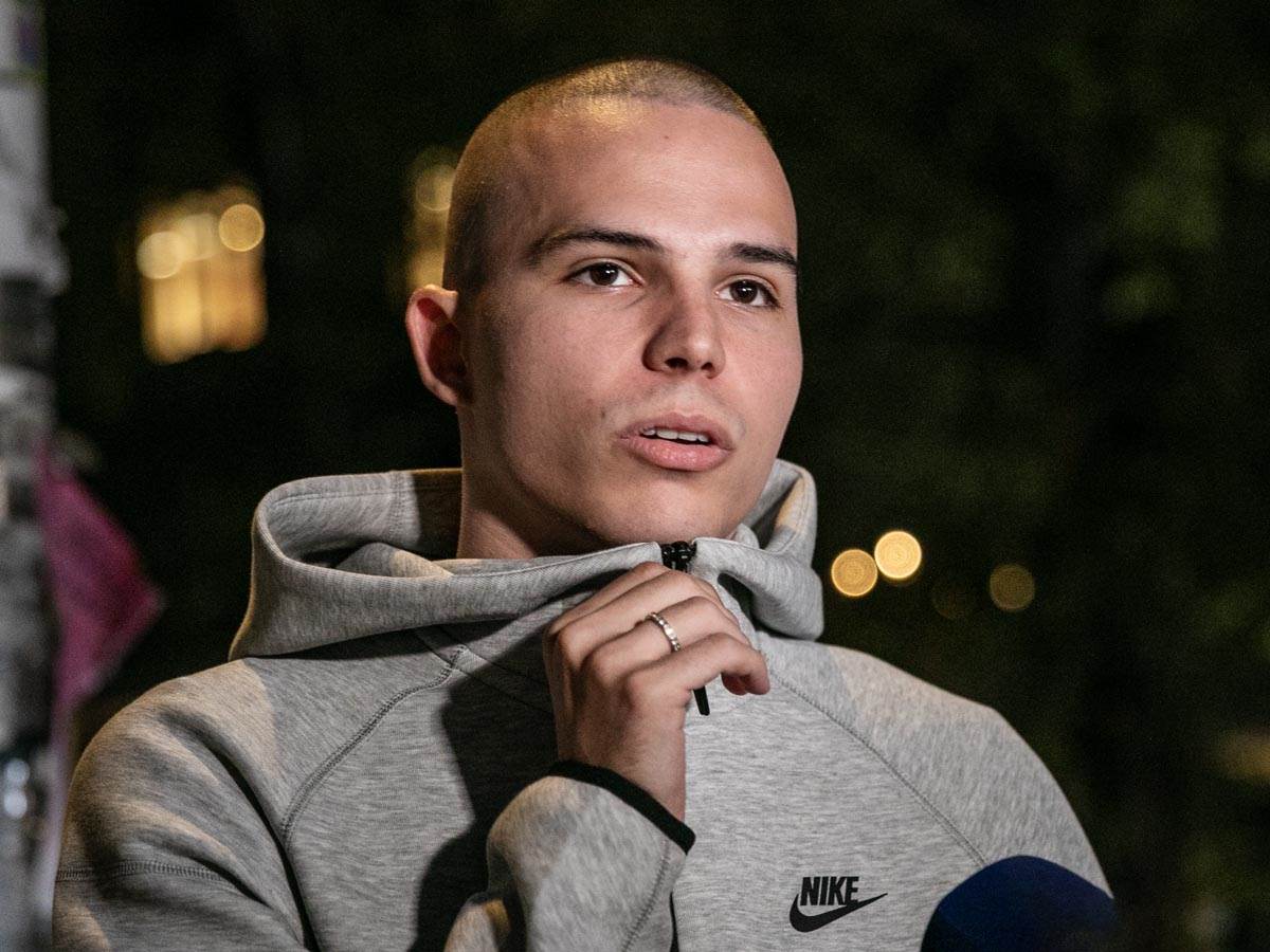 Vojaž uzima 3000 evra za nastup na maturi | Mondo