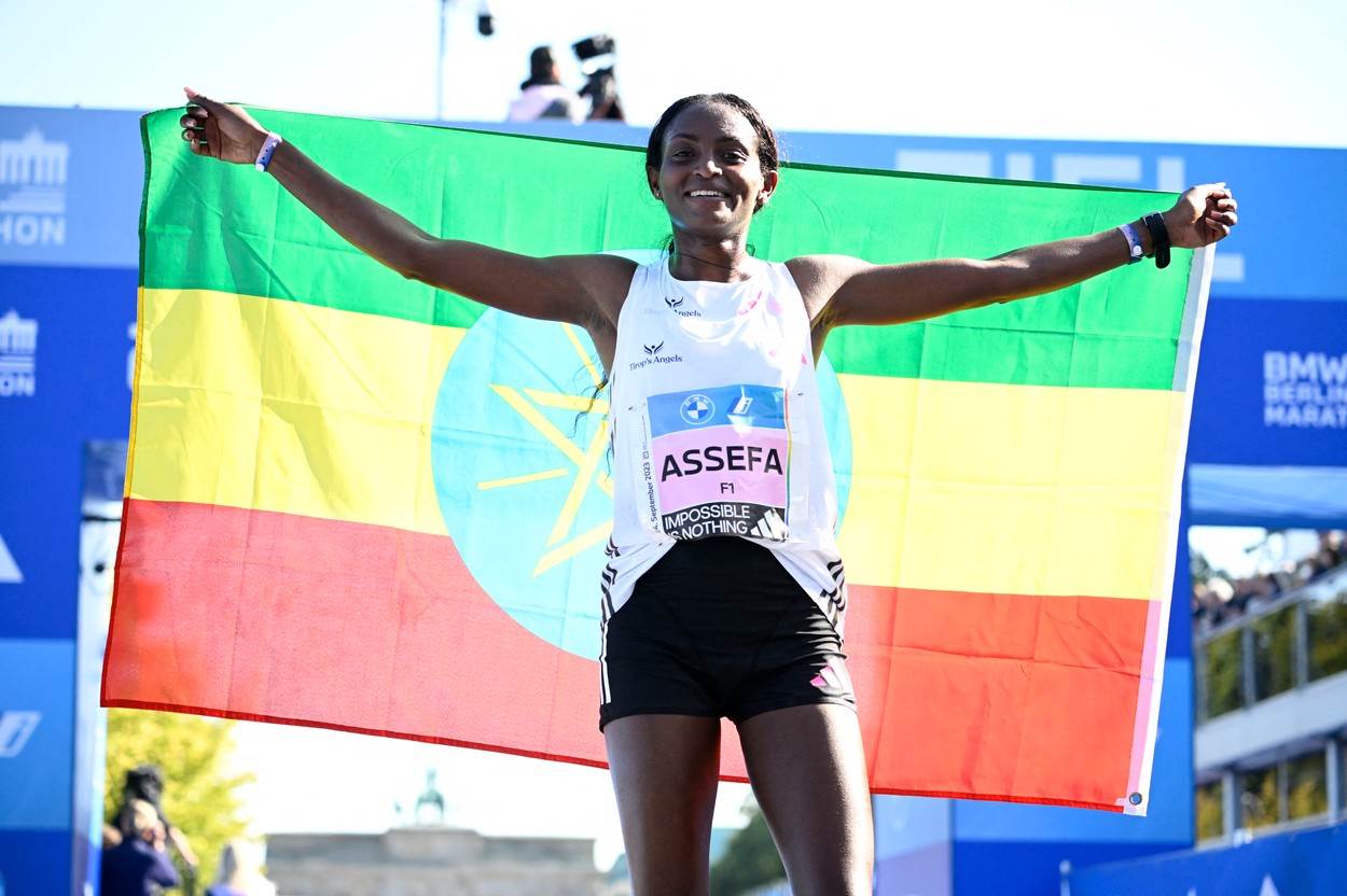 Tigist Asefa oborila svetski rekord u maratonu | Mondo