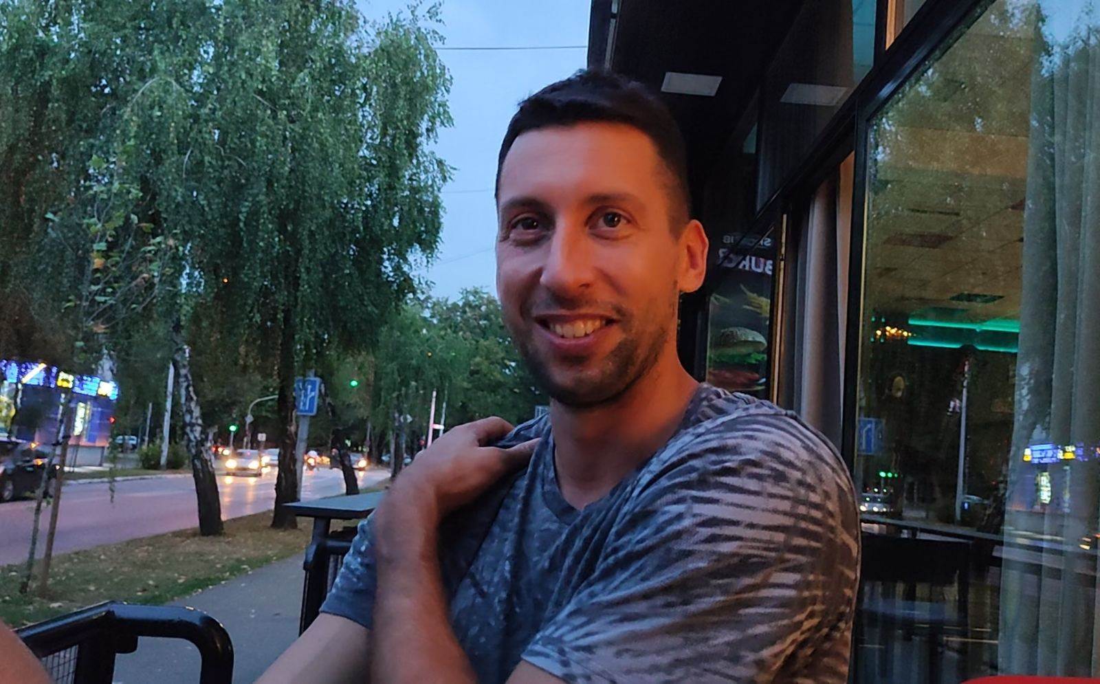 Hrvatski košarkaš Roko Leni Ukić ima rok bed MONDO intervju | Mondo