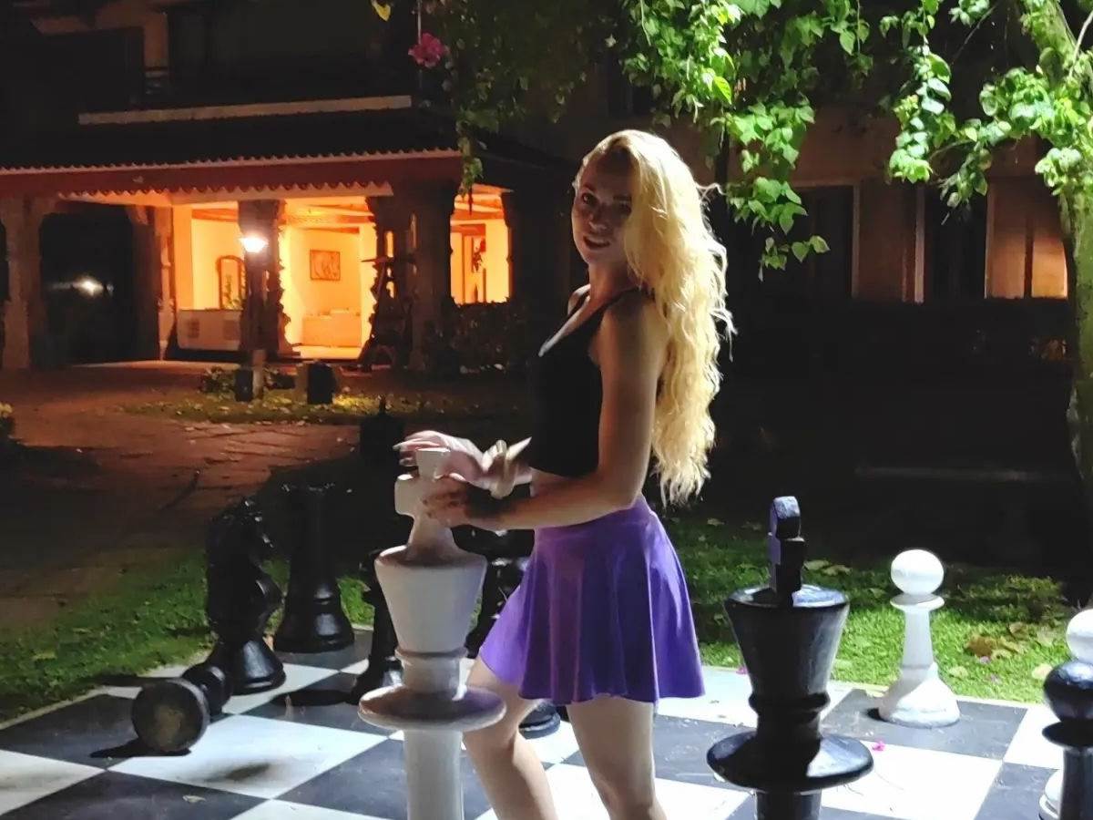 Slovenačka šahistkinja Laura Unuk isprozivala Srbiju | Mondo