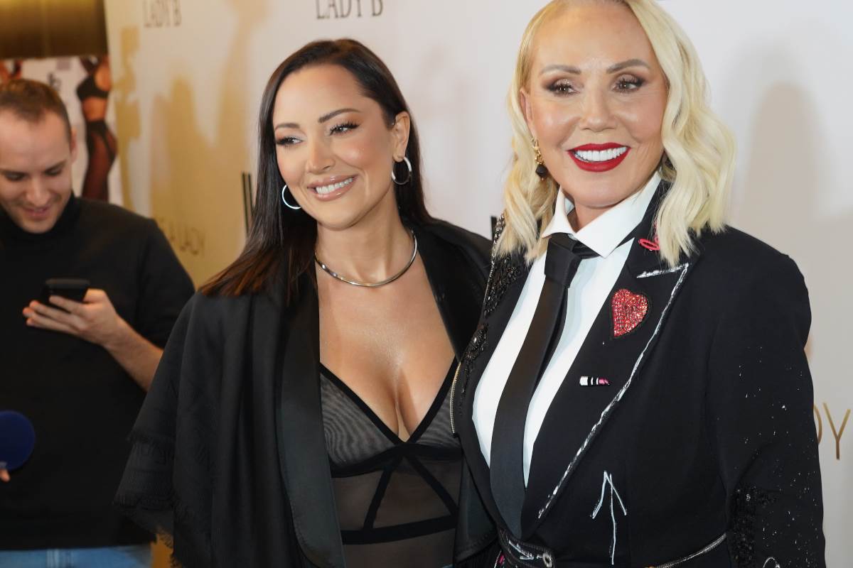 Otkriveno kako se privatno slažu Lepa Brena i Aleksandra Prijović | Mondo