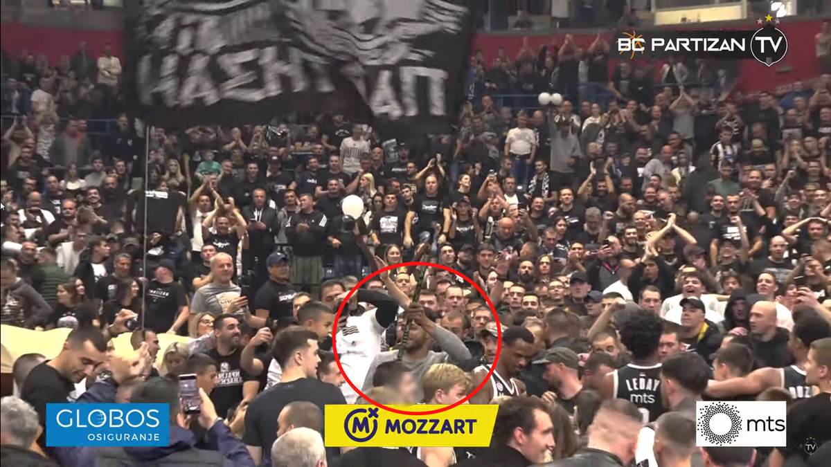 Bruno Kaboklo nosi barjak Partizana | Mondo