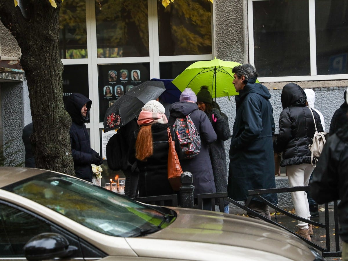 Roditelji ubijene dece u Ribnikaru podneli peticiju | Mondo