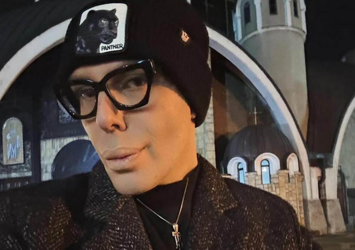 Boki 13 objavio selfi ispred crkve | Mondo