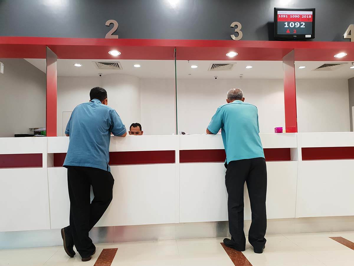Ko u Srbiji ima platu veću od 3000 evra | Mondo