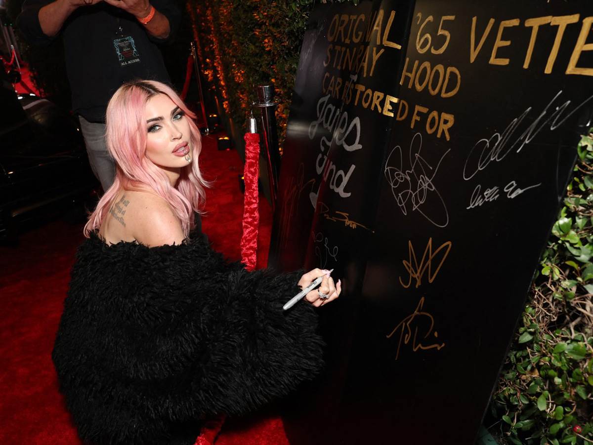 Megan Foks neprepoznatljiva na zabavi posle dodele Gremija | Mondo