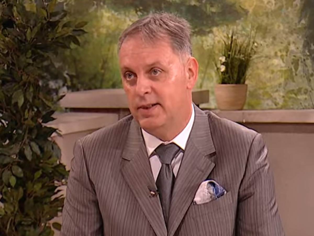 Ko je poznati beogradski advokat Vojkan Simić | Mondo