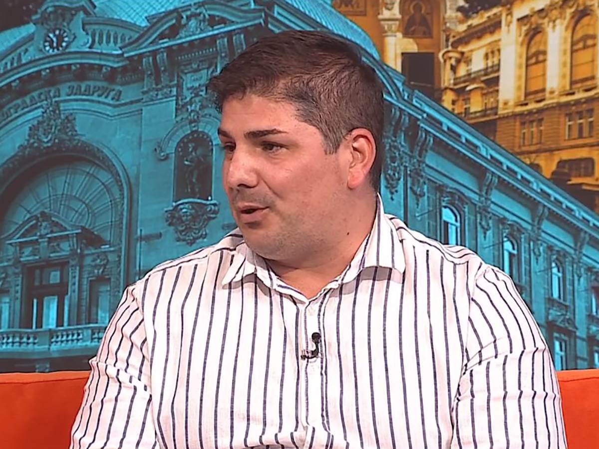 Kako pravilno sedeti | Mondo