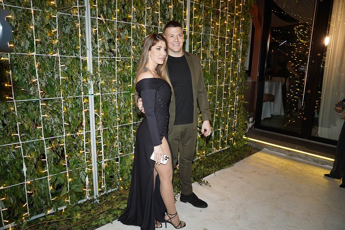 Jelena Radanović nekad i sad | Mondo