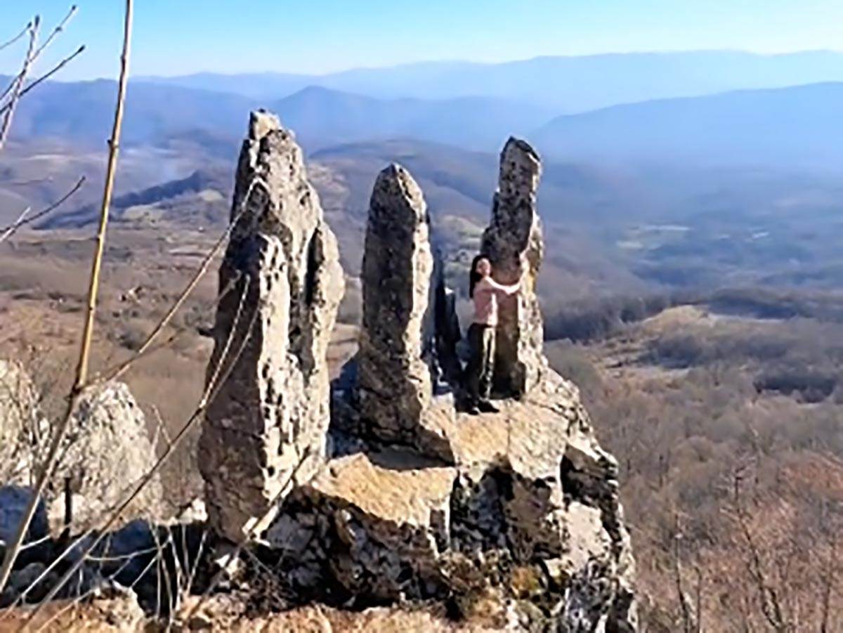 Na Suvoj planini se nalazi srpski Stounhendž | Mondo