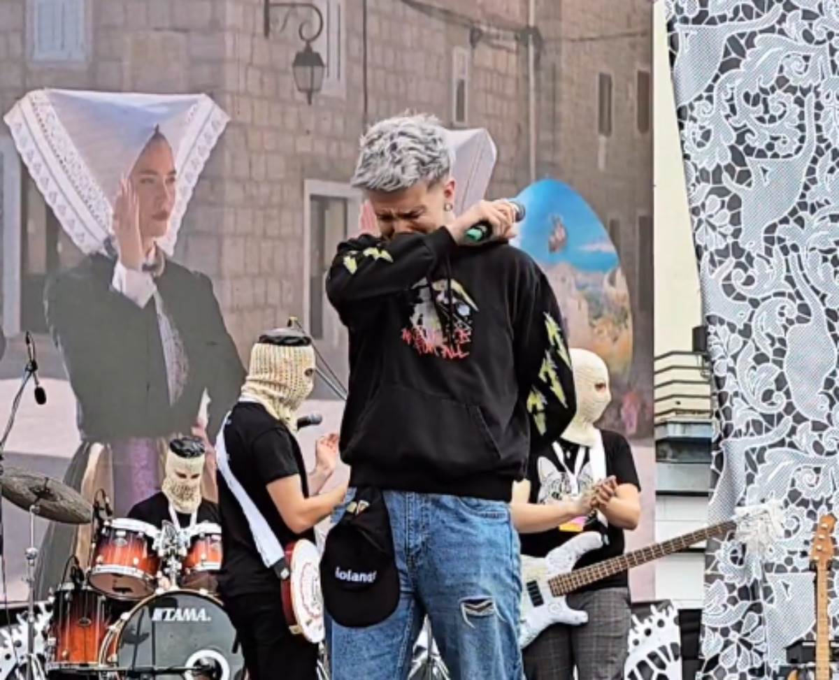 Bejbi Lazanja plakao na dočeku u Hrvatskoj | Mondo