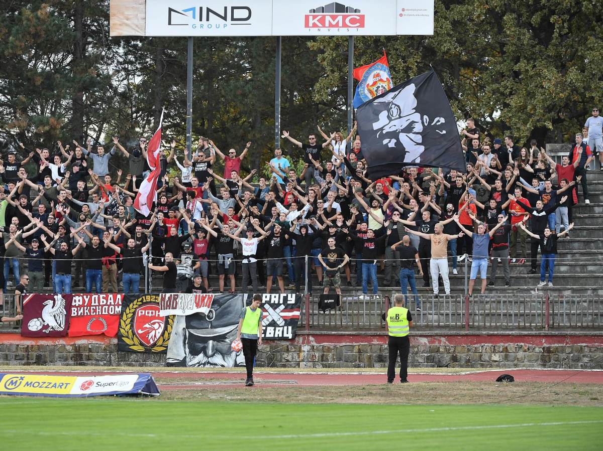 Čika Dača se ruši niče novi stadion u Kragujevcu | Mondo