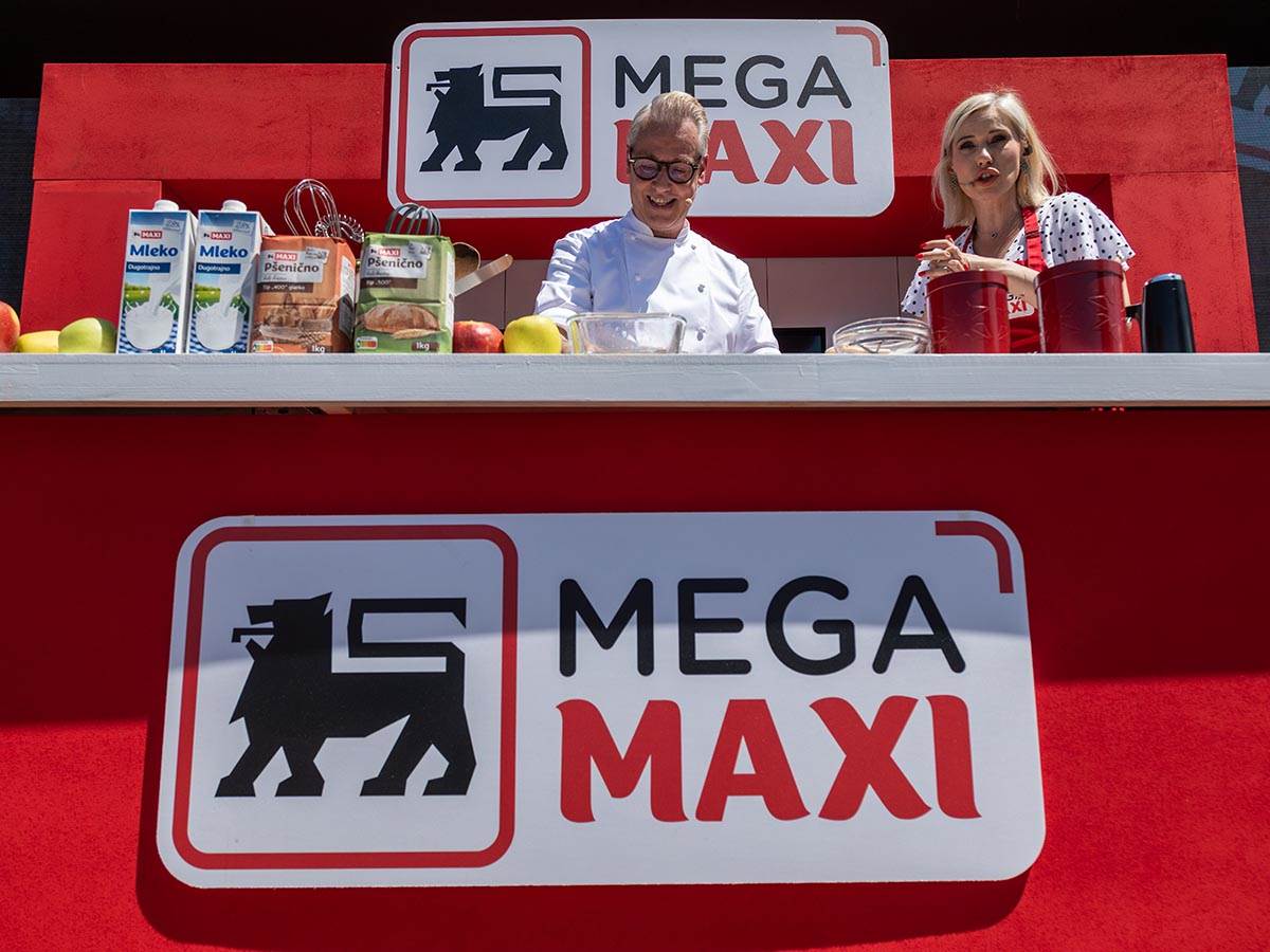 Rudolf van Vin predstavio kupcima u MEGA MAXI-ju kolač sa jabukama | Mondo