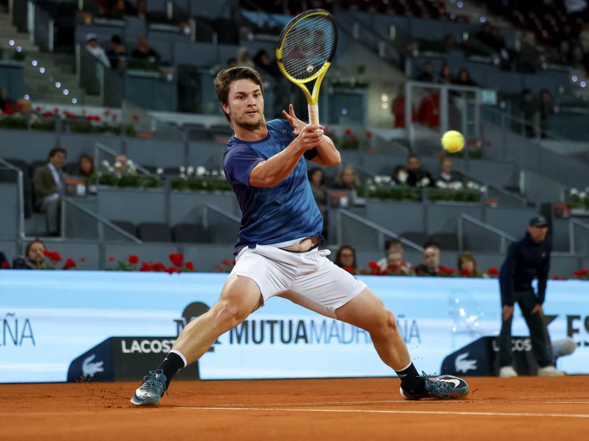 Miomir Kecmanović dobio na Roan Garosu | Mondo