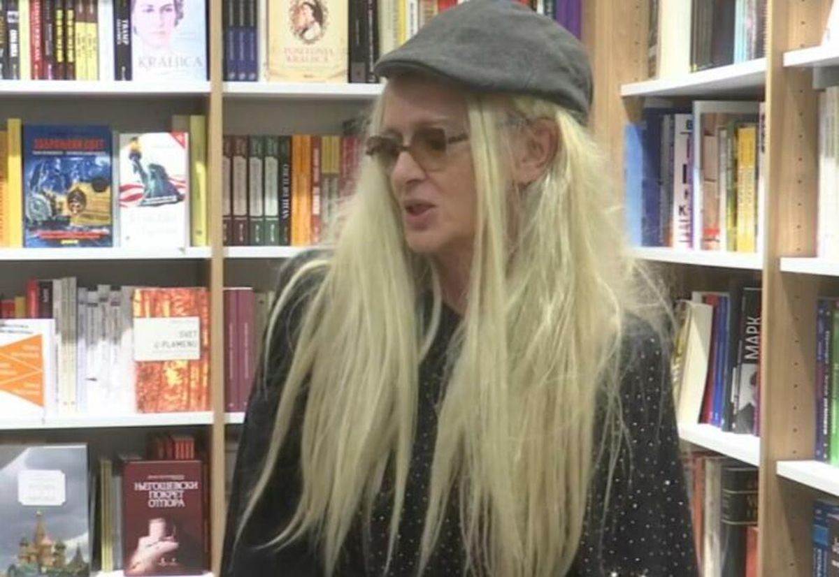 Nove slike Bebi Dol | Mondo