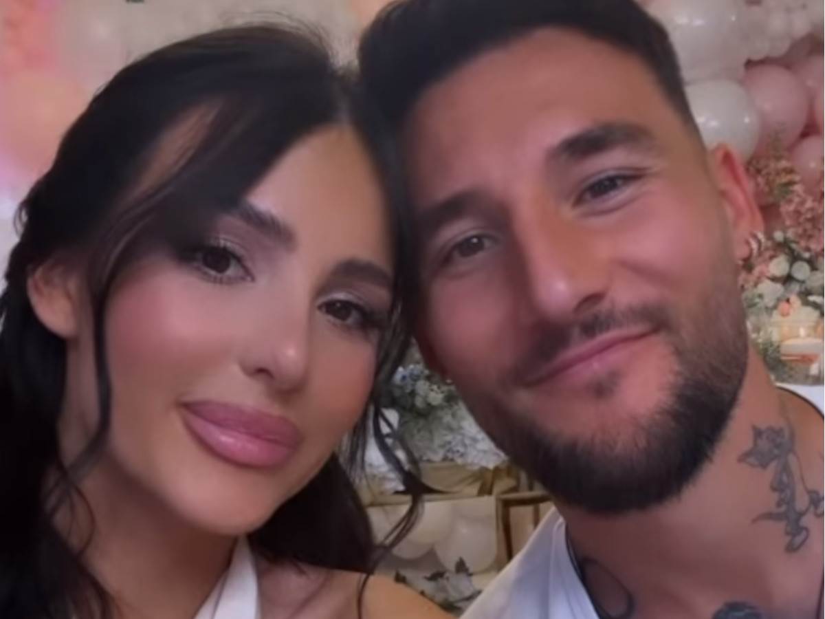 Ovoliko zarađuje Nemanja Gudelj Anastasija ne mora da radi do kraja života | Mondo