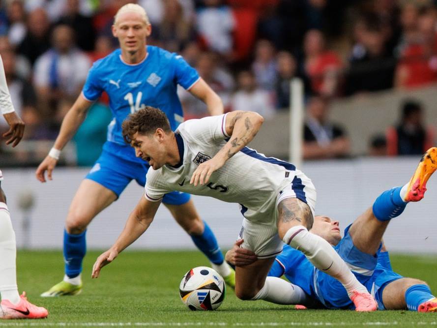 Geret Sautgejt nema levog beka za Srbiju | Mondo