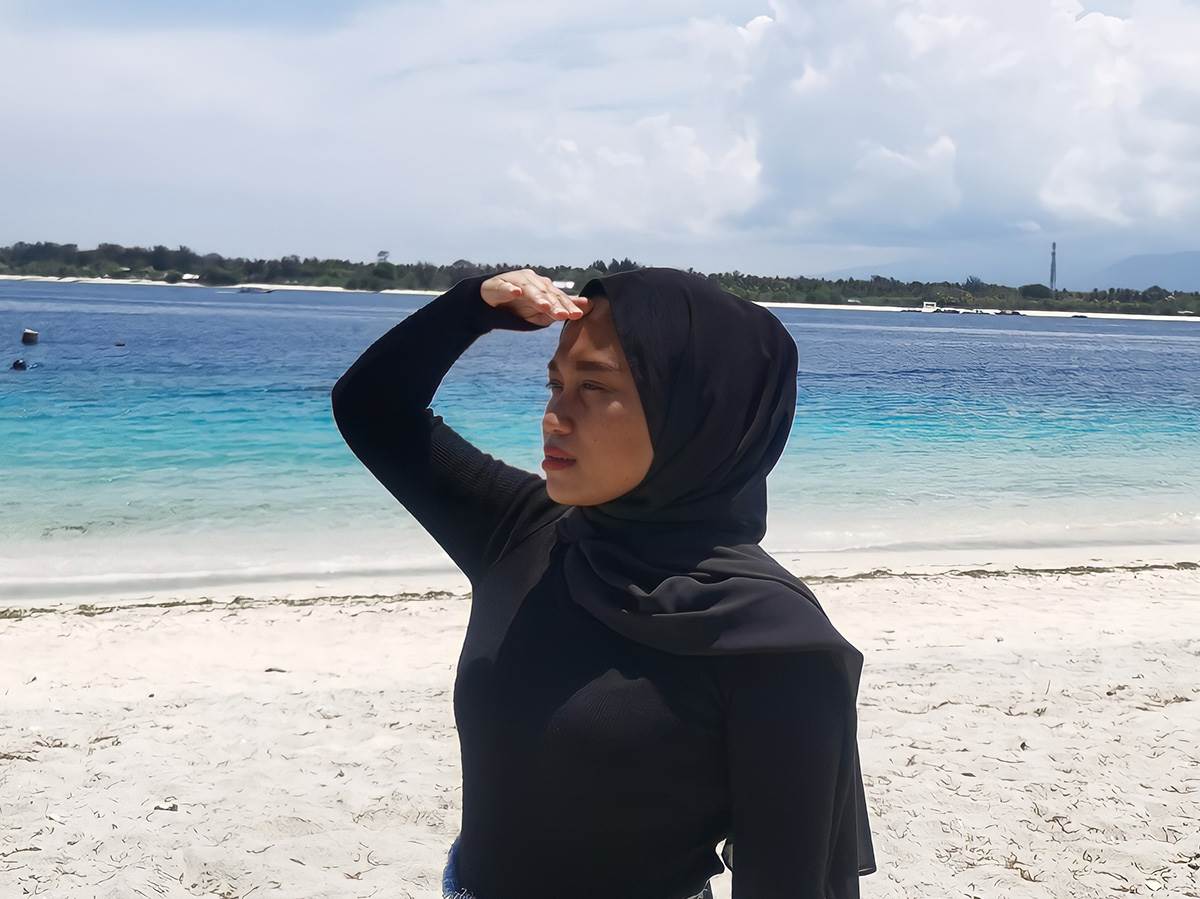 Muslimanka otkrila u čemu ide na plažu | Mondo