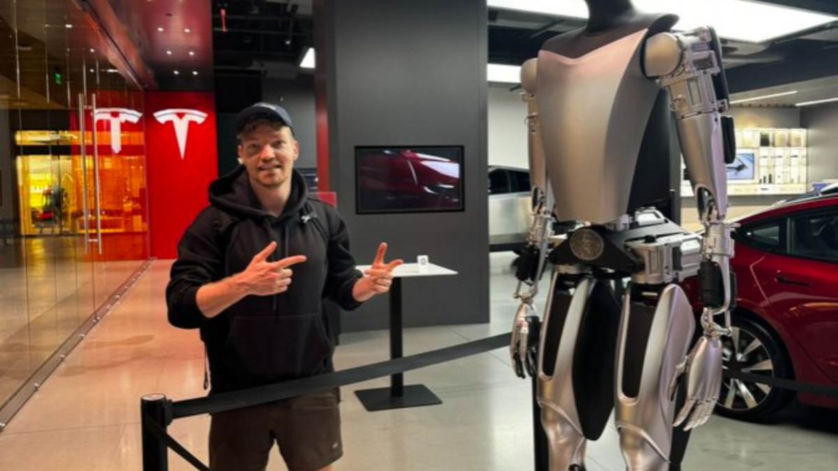 Propali Jutjuber postao najveći biznis genije, zarađuje 175.000 evra ...